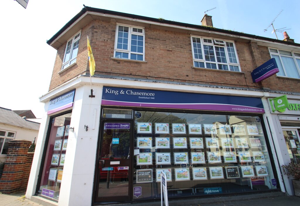 Arazi dizisi King & Chasemore Estate Agent Storrington, İngiltere, foto