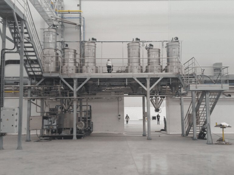 Boya ve cila malzemeleri üretim ve satış yerleri Tecningenieria Ltda, , foto