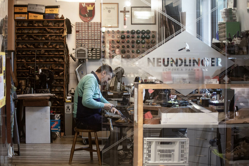Ayakkabı tamiri Neundlinger Schuhmoden GmbH, Yukarı Avusturya, foto