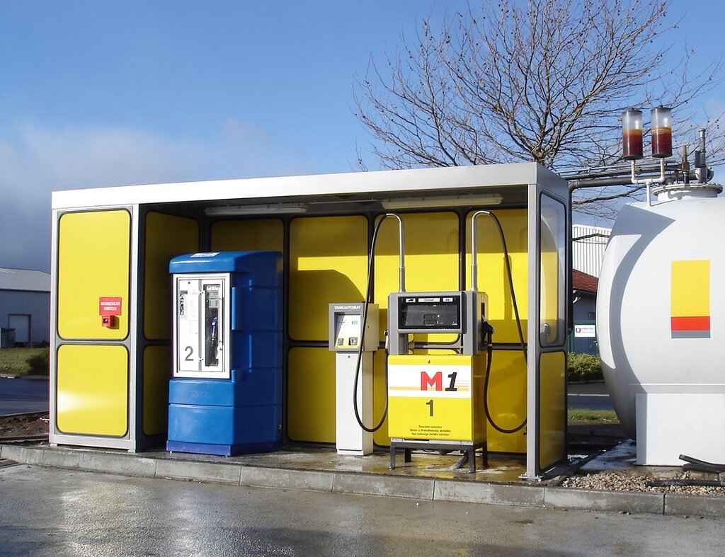 Otogaz dolum istasyonu M1 Wernigerode, Saksonya‑Anhalt, foto