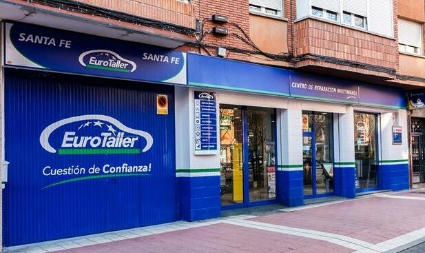 Otomobil servisi Talleres Santa Fe, Valladolid, foto