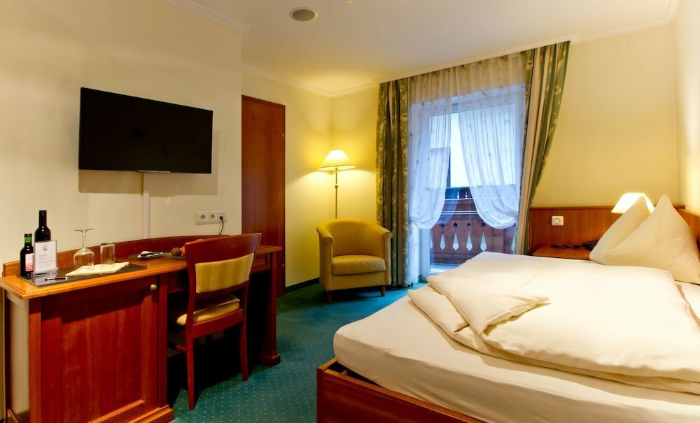 Otel Seeboeckenhotel Zum Weissen Hirschen, Yukarı Avusturya, foto