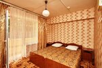 Pansionat Mayak (Zheleznodorozhny pereulok No:8, selo Shepsi), termal otel  Krasnodarski krayından