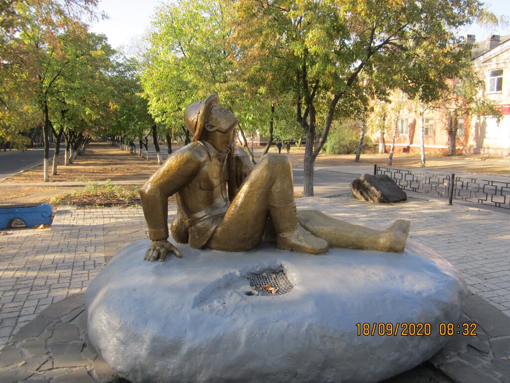 Anıt, heykel Воинам-афганцам, Horlovka, foto
