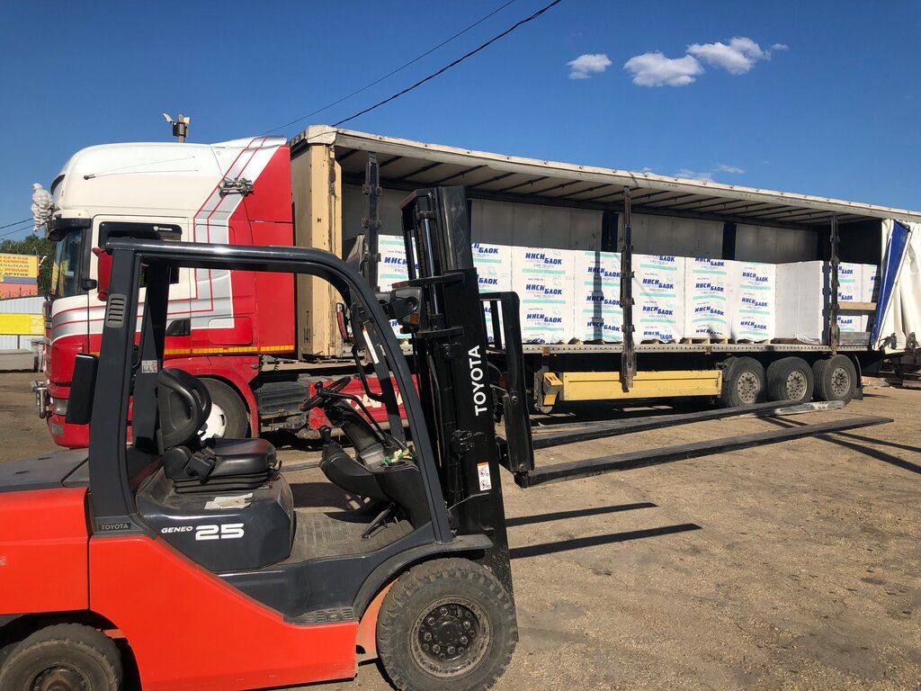 Yapı mağazası МеталлСтройКомплекс, Çeliabinskaya oblastı, foto