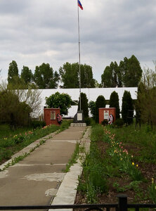 Обелиск Славы (Samara Region, Privolzhskiy rayon, posyolok Novospasskiy, ulitsa Pobedy), anıt, heykel  Samarskaya oblastından