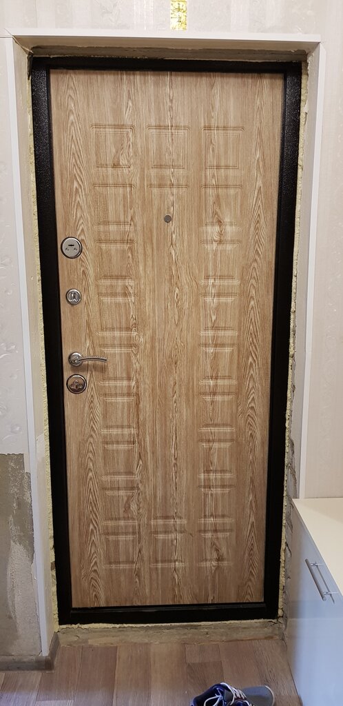 Kapılar Imperiya dverey, Voronej, foto