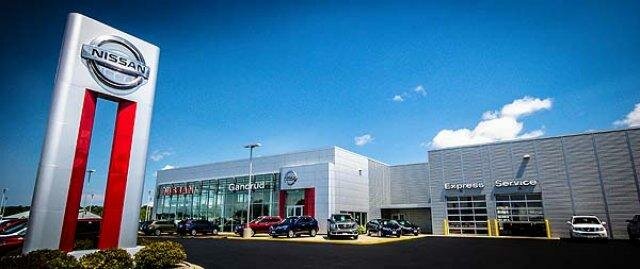 Otomobil satış galerileri Gandrud Nissan, Green Bay, foto