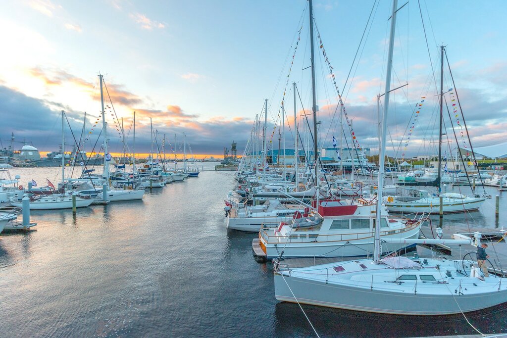 Tekne, kayık, yat Ocean Yacht Marina, Virginia, foto