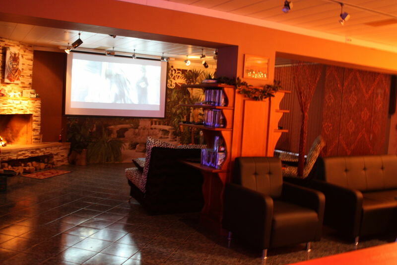 Otel Хостел у озера, Novokuybyşevsk, foto