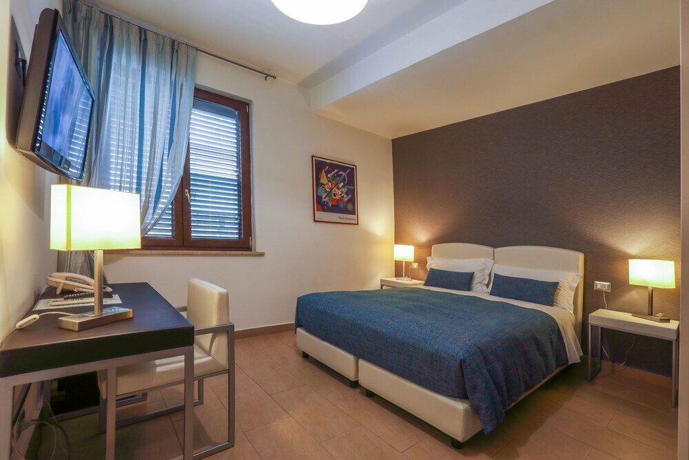 Otel Night and Day B&b, ReggioCalabria, foto