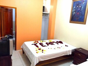 Berlin Hotel SPA & Finca (Manabi), otel
