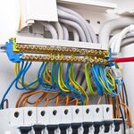 Dumon Daniel (Lot, Kesterbeeklaan 148), elektrikli cihazların tamiri  Flaman Brabant'tan