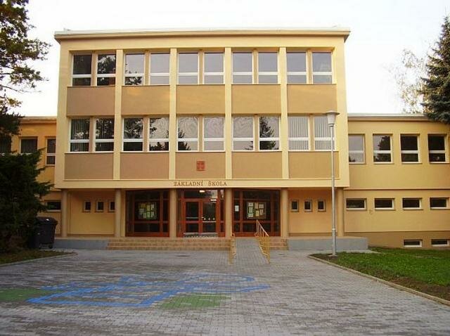 i̇lkokul Základní škola, Brno, Kneslova 28, Brno, foto