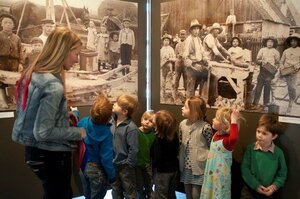 Hannemahuis Museum Het (Voorstraat No:56, Harlingen), müzeler ve sanat galerileri  Friesland'dan
