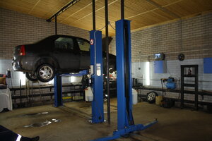 СТО № 1 (Sovetskaya ulitsa No:56А, Borovichi), otomobil servisi  Borovichy'den