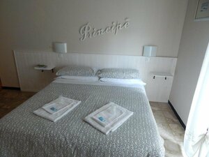 Hotel Principe (Tuscany, Massa-Carrara, Viale della Repubblica, 74), otel