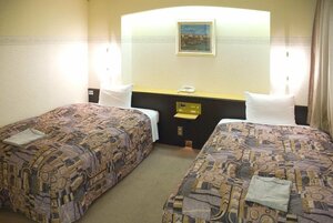 Business Hotel Parkside Takamatsu (Kagawa Prefecture, Takamatsu, Takamatsu Station), otel  Takamatsu'dan