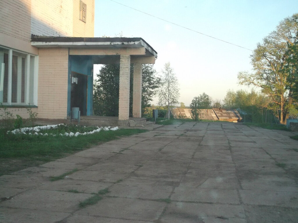 Kültür ocakları Podgortsevsky selsky dom kultury, Kirovskaya oblastı, foto