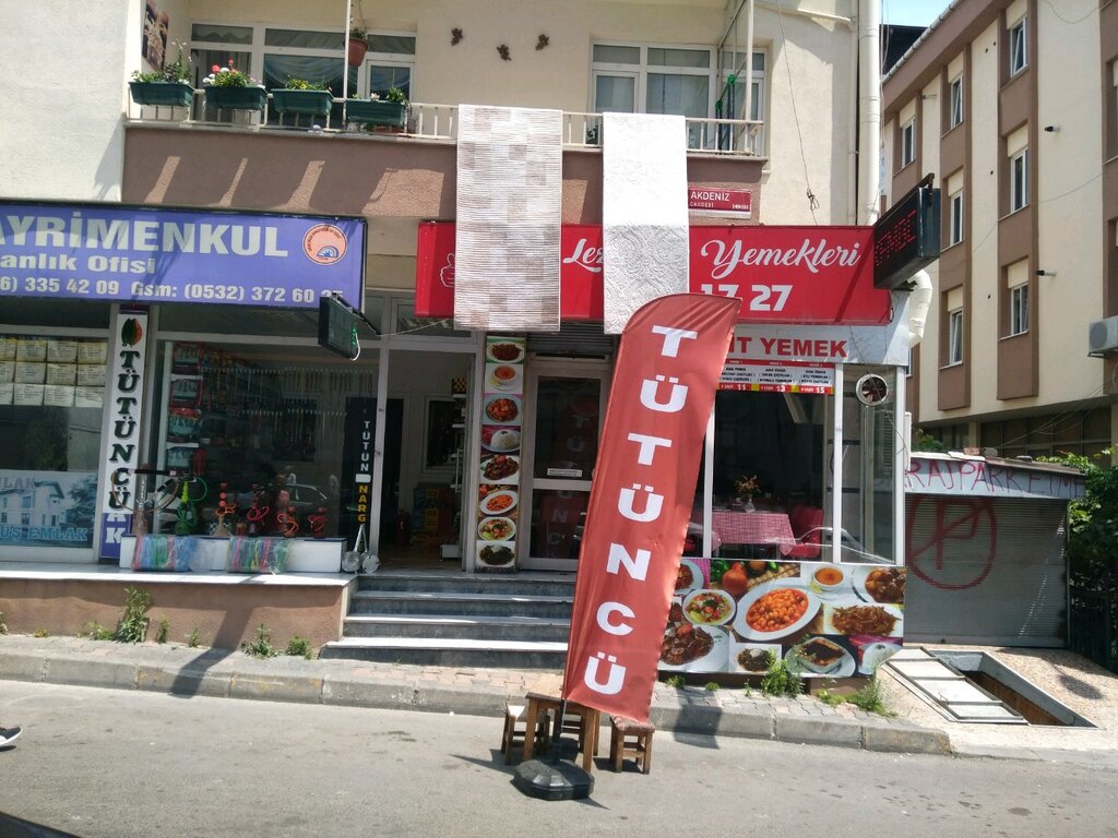 Tütün, sigara mağazaları Mr &mrs Tobacco, İstanbul, foto