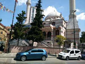 Hazreti Ali Camii (İstanbul, Ümraniye, Armağanevler Mah., Harman Sok., 20), cami  İstanbul'dan