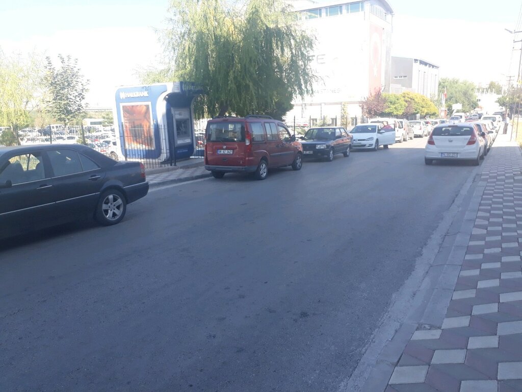 ATM'ler Halkbank ATM, Ankara, foto