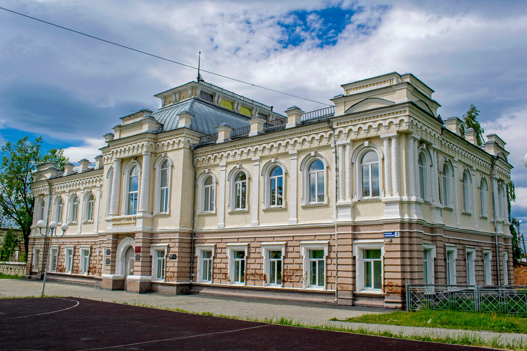 Ortaokul Mkou Srednyaya obshcheobrazovatelnaya shkola imeni Arapova, Sverdlovskaya oblastı, foto