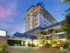 Mercure Kyiv Congress (Vadyma Hetmana Street No:6), otel  Kiev'den