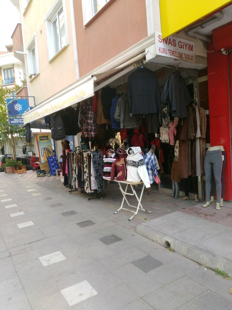 Giyim mağazası Sivas Giyim, İstanbul, foto