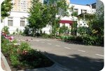Mbou Sosh № 10 s uiop (Bratyev Gorozhankinykh Street No:22), anaokulları  Krasnogorsk'tan