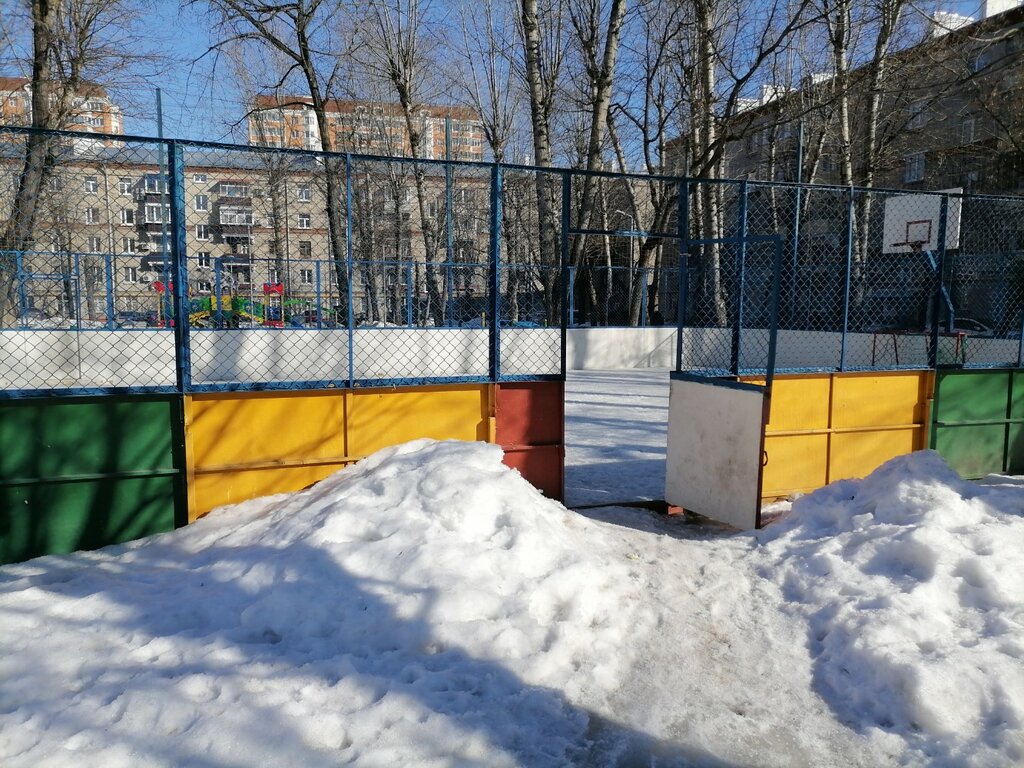 Buz pateni pistleri Ice rink, Moskova, foto