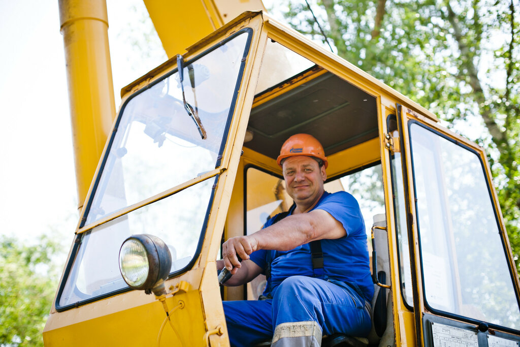 i̇nşaat ekipmanı kiralama Bavra, Moskova, foto