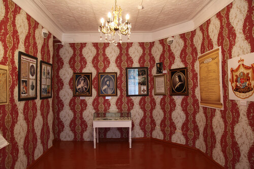 Müzeler ve sanat galerileri Ракитянский краеведческий музей, Belgorodskaya oblastı, foto