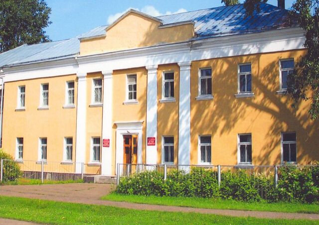 Kütüphaneler Бакчарская центральная библиотека, Tomskaya oblastı, foto