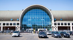 Eataly Rome (Piazzale 12 Ottobre 1492 No:12, Rome), restoran  Roma'dan
