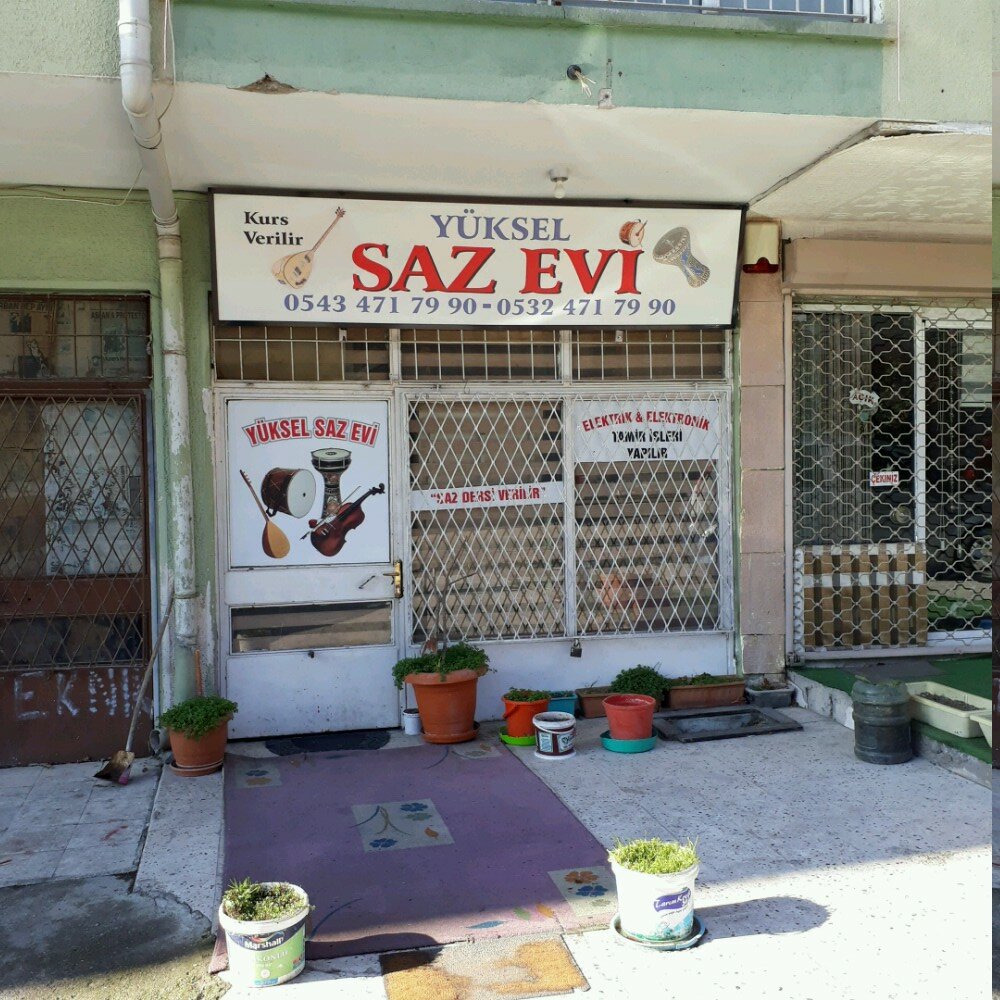 Müzik enstrumanların tamiri Yüksel Saz Evi, Ankara, foto
