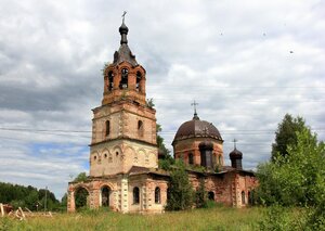 Церковь Троицы Живоначальной (Kirov Region, Svechinskiy munitsipalny okrug, selo Staritsa), ortodoks kiliseleri  Kirovskaya oblastından