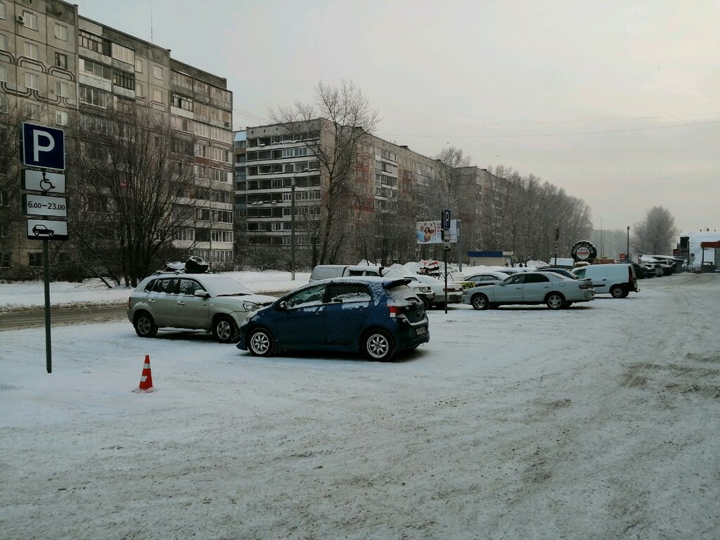 Otoparklar Парковка Pulse, Barnaul, foto