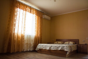 Kurortebel (Сердоликовая улица No:6, посёлок городского типа Курортное), otel  Kırım Cumhuriyeti'nden