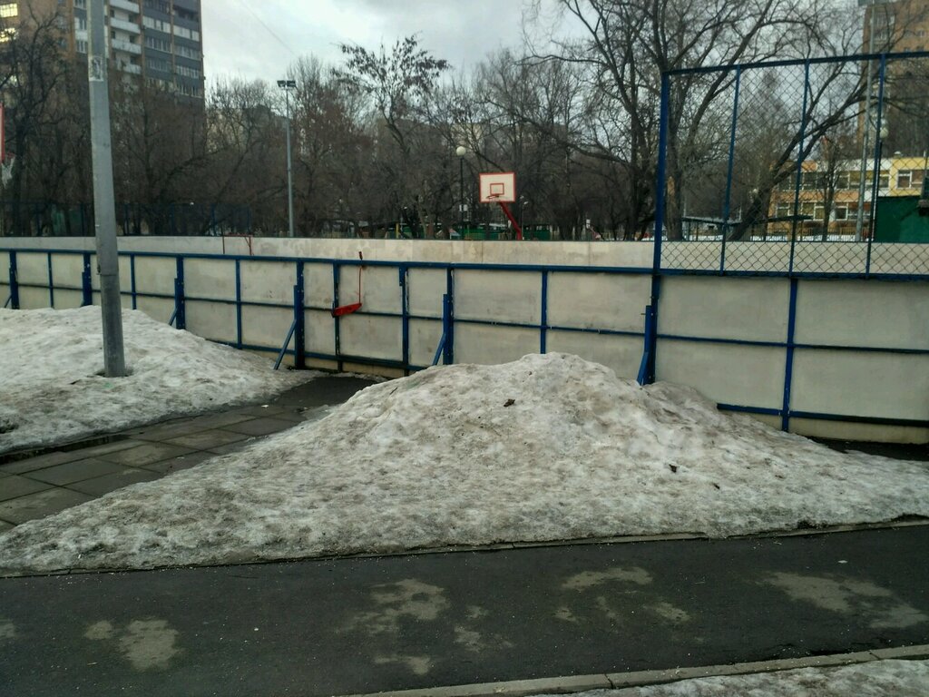 Buz pateni pistleri Ice rink, Moskova, foto