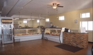Crooked River Meats (United States, Richmond, 404 W Main St), restoran  Richmond'dan