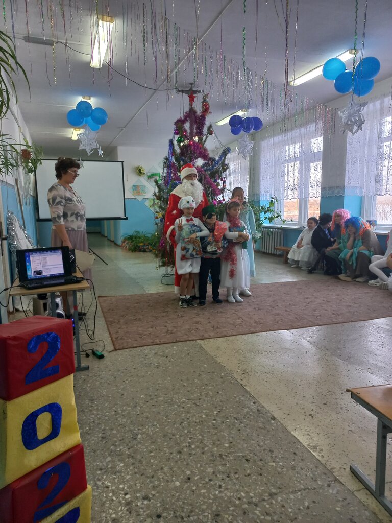 Kültür ocakları Васильевский сельский клуб, Orenburgskaya oblastı, foto