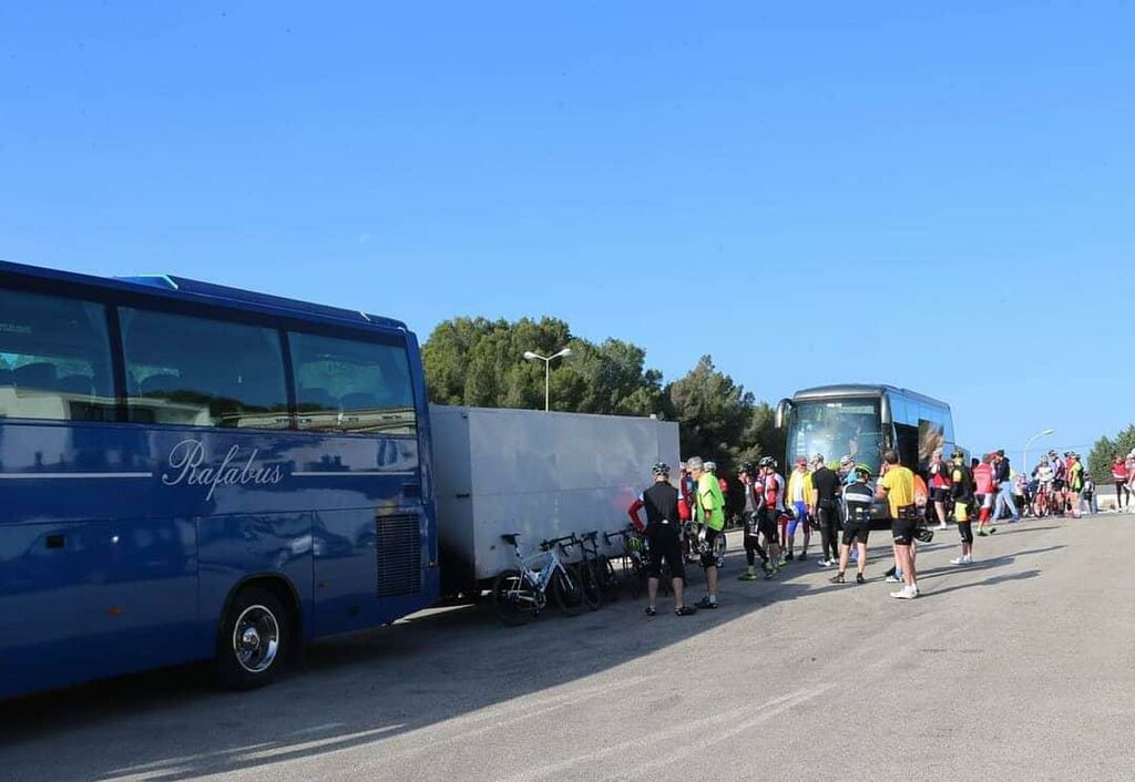 Otobüs taşımacılığı Autocares y Minibuses Rafabus, Balear Adaları, foto