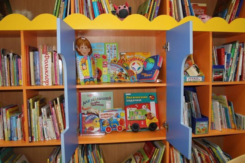 Kütüphaneler Библиотека-филиал № 15 п. Красное, Nenets özerk okrugu, foto