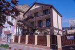 Гостевой дом на Терской 152/2 (Terskaya ulitsa No:152/2), otel  Anapa'dan