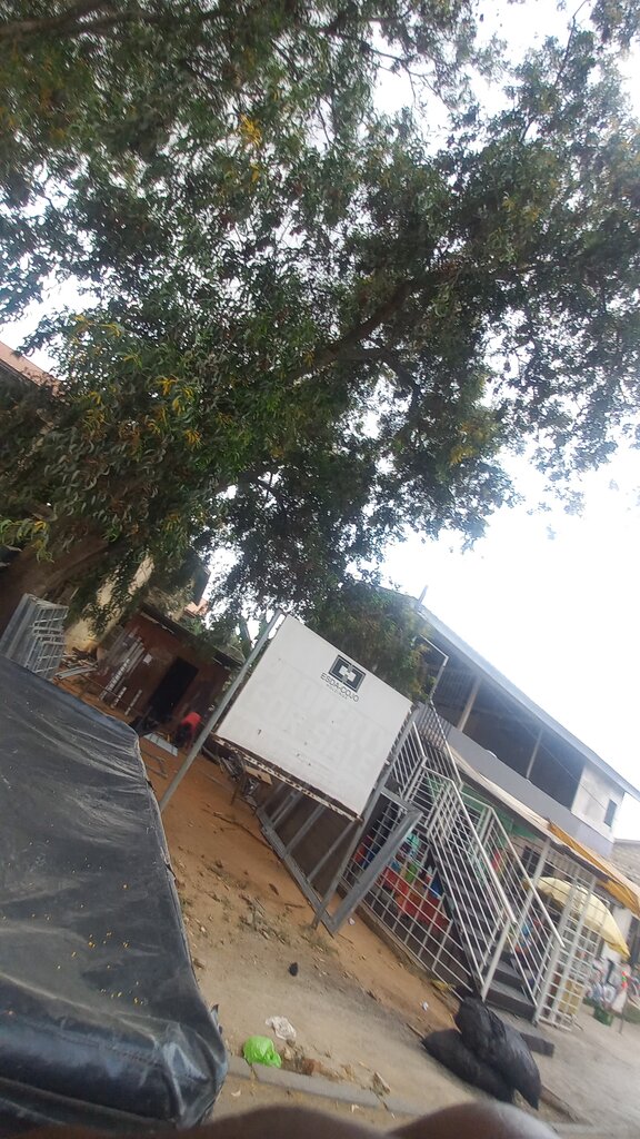 Gayrimenkul yönetimi Esda-Cojo Holdings, Dünya, foto