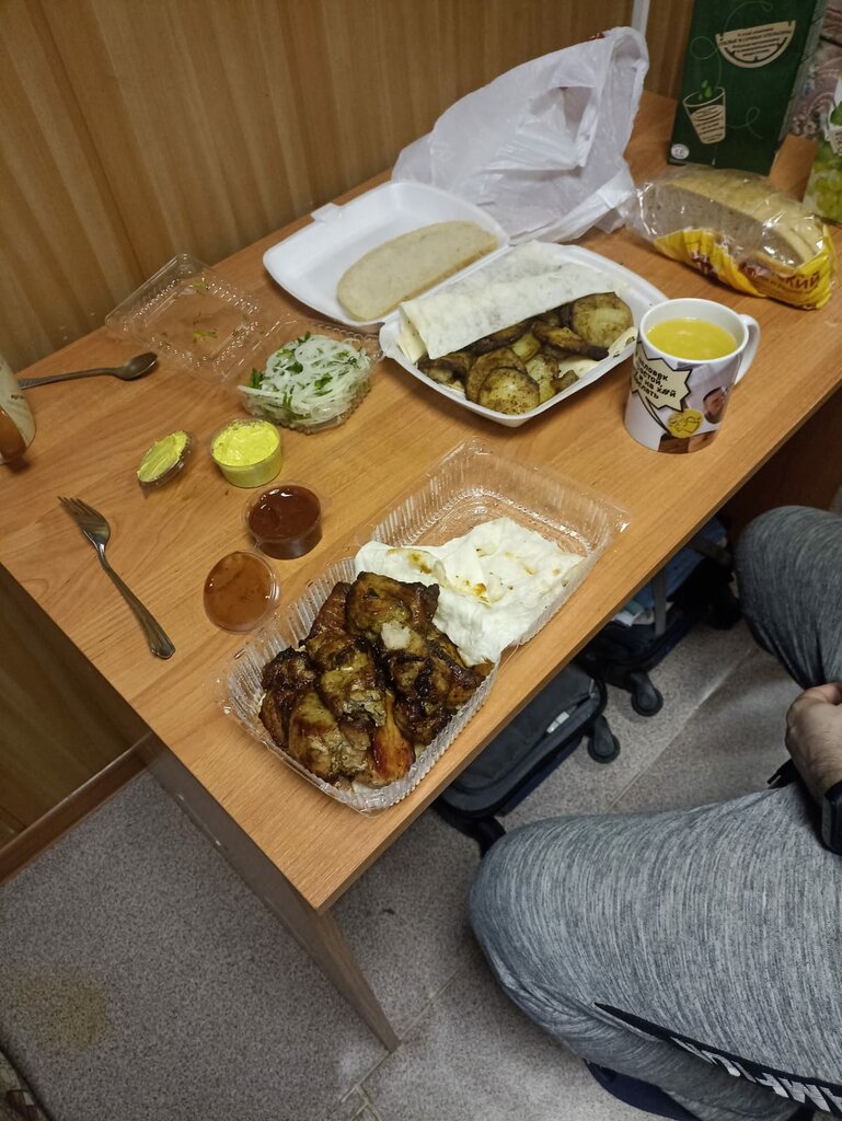 Kafe Шашлычный дворик, Gubkinski, foto