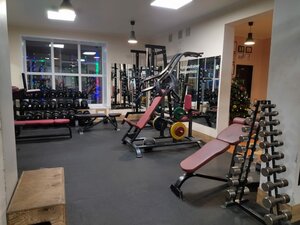 Fitness kulüpleri Fitnes klub Zhim 108, Kondrovo, foto