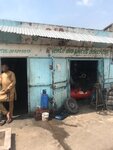 Vente Des Pièces Détachées (Brazzaville, Avenue de l'Intendance), detaylı oto bakımı  Brazzaville'den