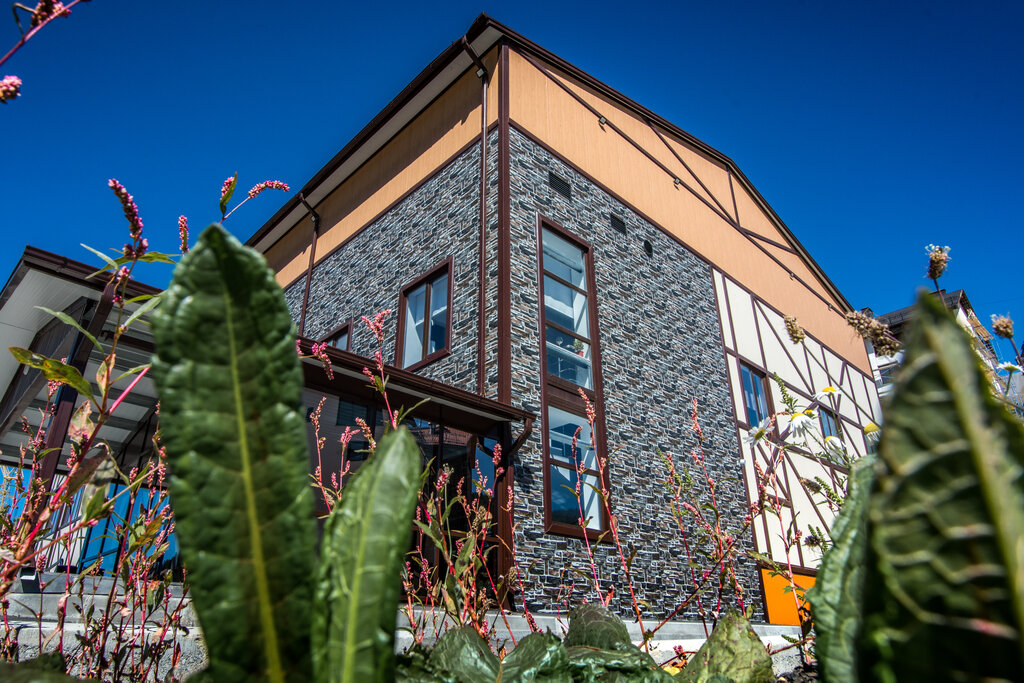 Konferans ve toplantı salonları Multifunctional complex Romantic, Karaçay‑Çerkez Cumhuriyeti, foto